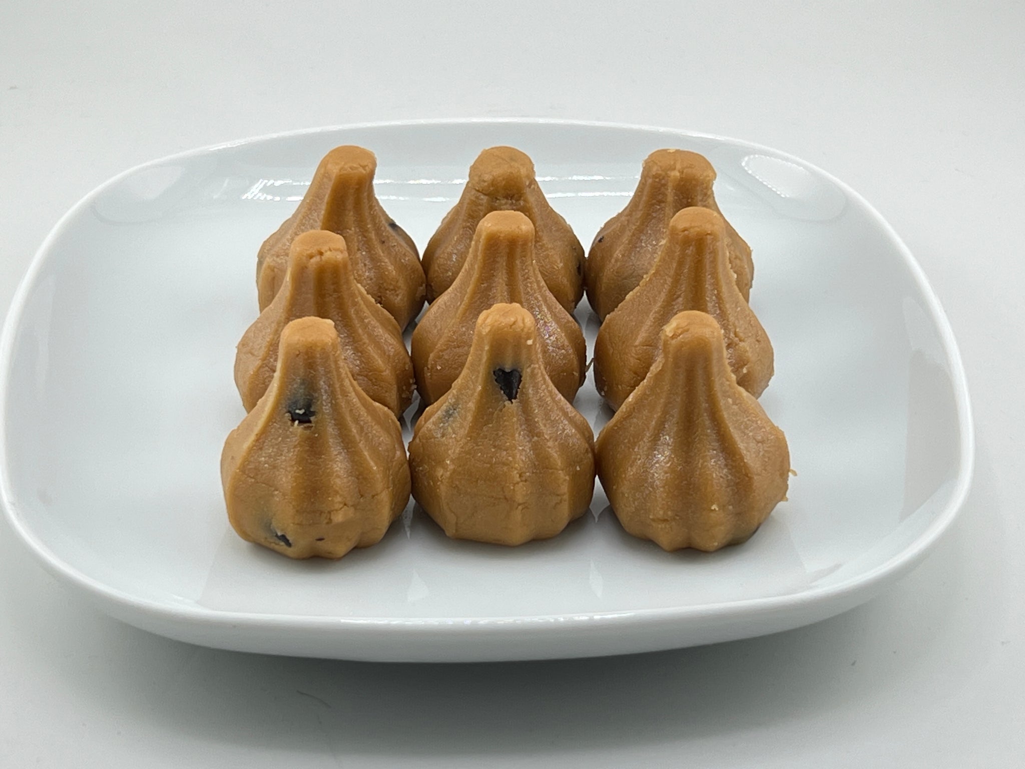 Modak Brownie Lotus Biscoff | Indian Sweets | Mithai | Regal Plus ...